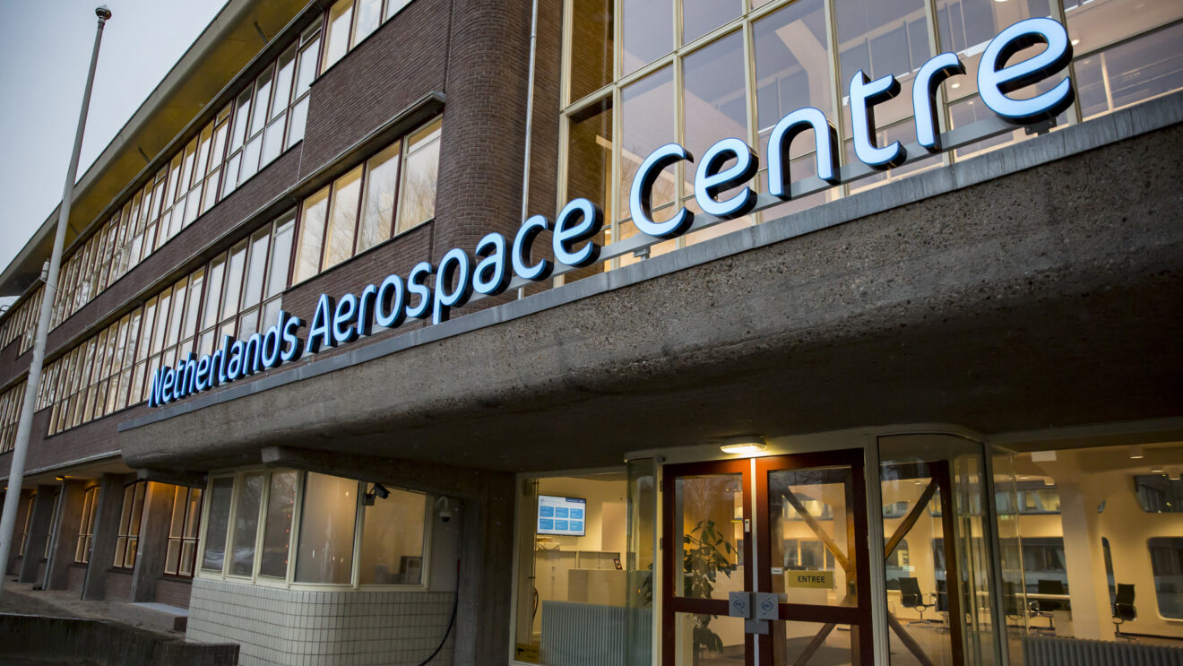 Locations - Nederlands Lucht- en Ruimtevaartcentrum