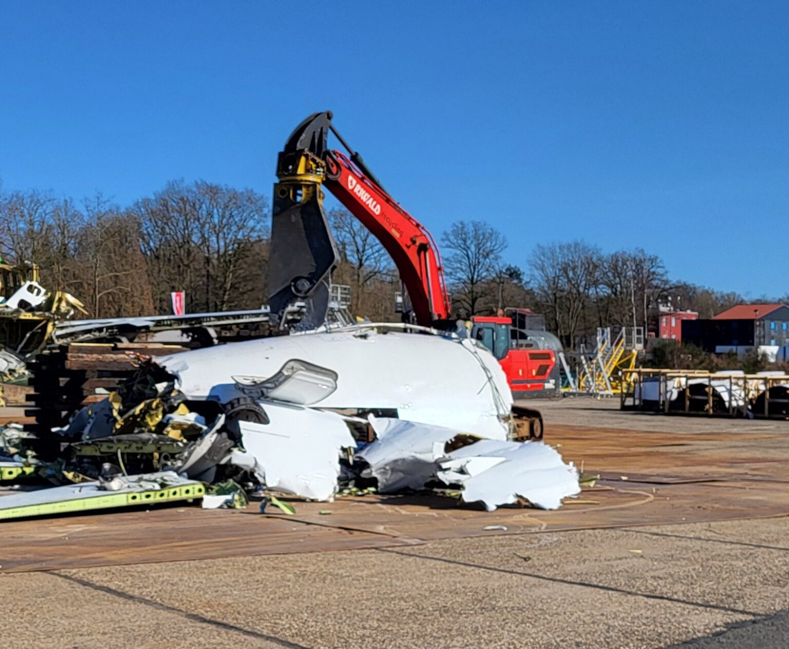 R&D case: Neutralising hazards and risks for chromated aircraft scrap ...